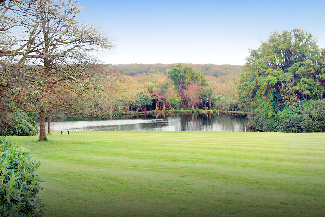 Clowance, Clowance Estate