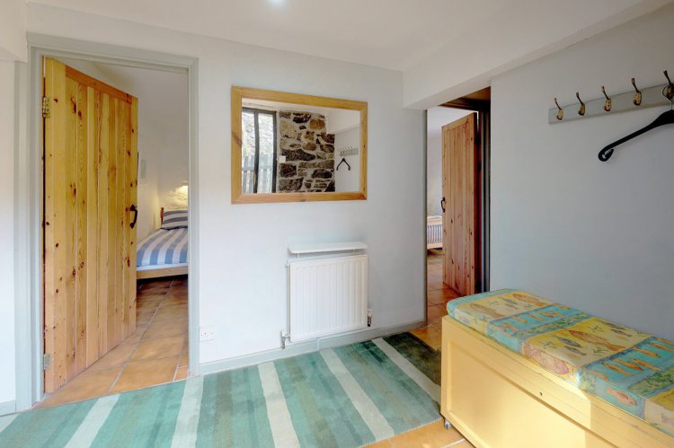 The Winch House, Church Cove