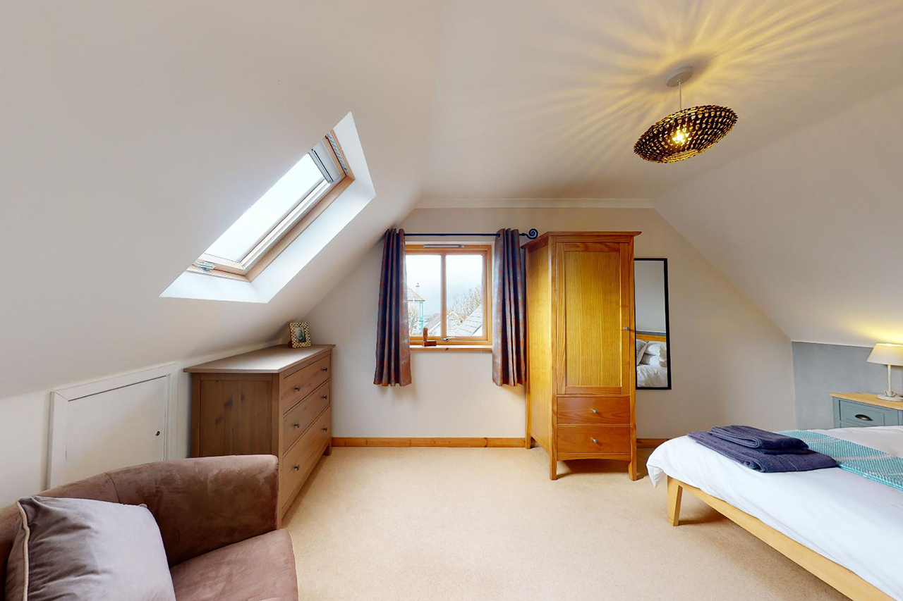 Camellia Cottage, Lizard