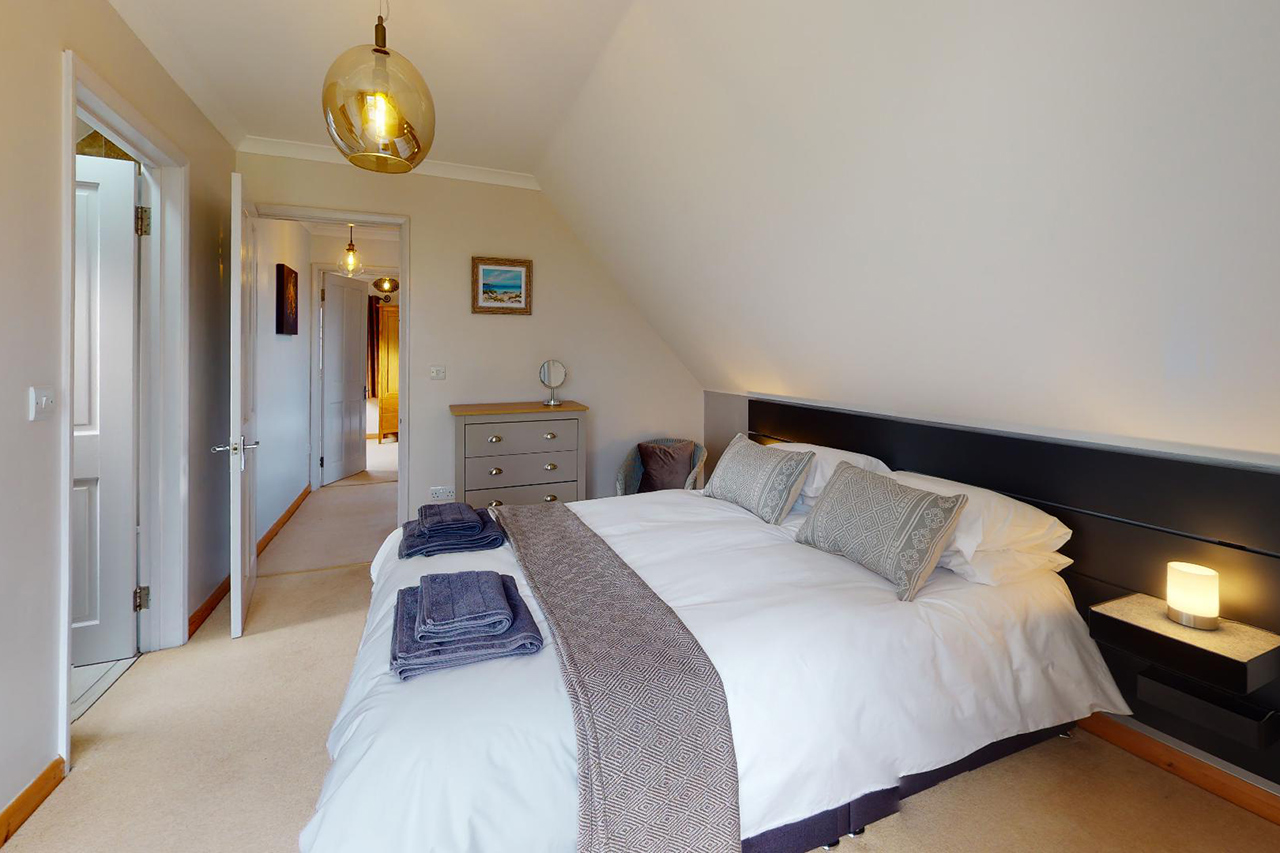 Camellia Cottage, Lizard